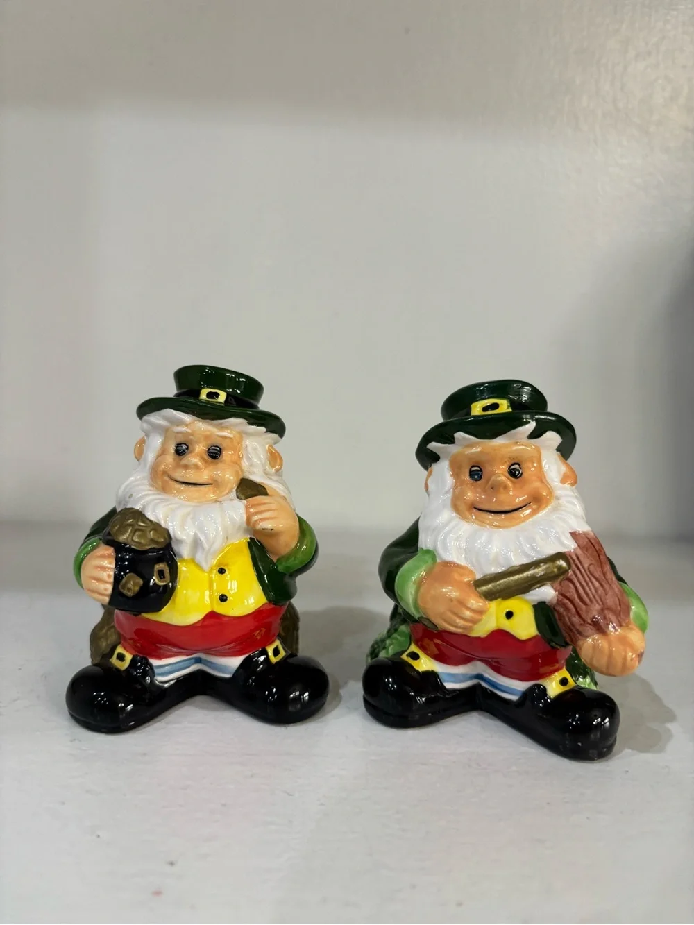 Kitchen | Vintage Ceramic Leprechauns Irish St Patricks Salt And Pepper ...